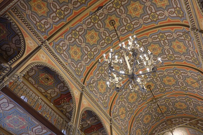 Bucharest Jewish Heritage | Private Walking Tour - The Unique Legacy of the Jewish Cemetery