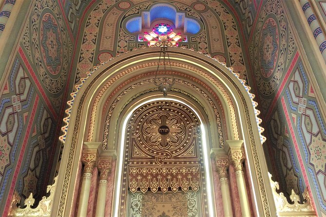 Bucharest Jewish Heritage | Private Walking Tour - Experiencing the Flavors of Jewish Cuisine