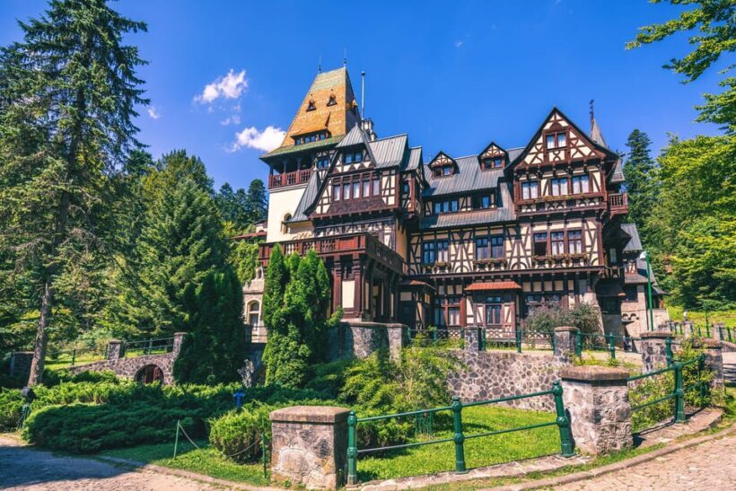 Bucharest: Peles Castle, Bran Castle, & Brasov Full-Day Tour - Key Points
