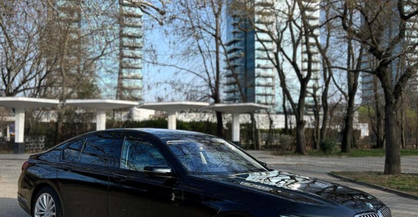 Bucharest: Private City Tour by BMW 7 Series - FAQ