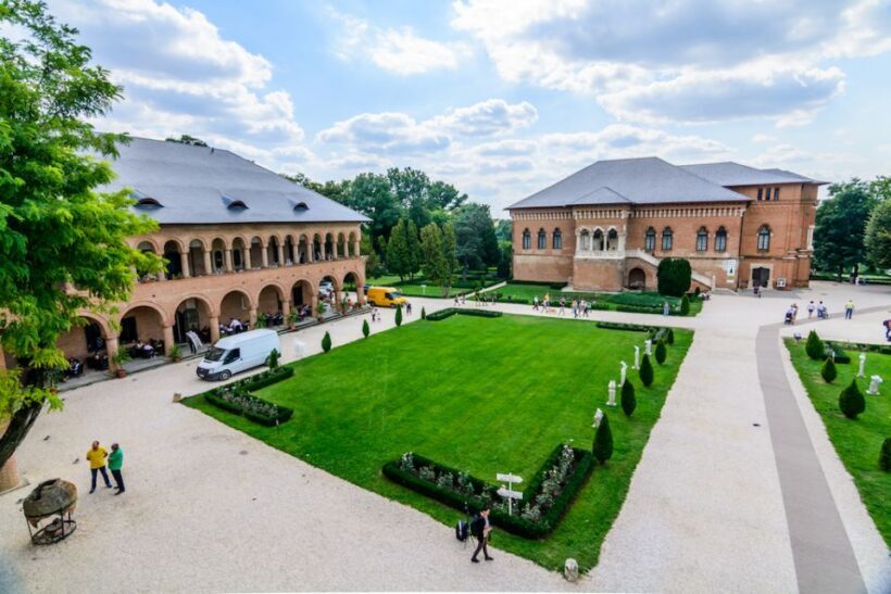 Bucharest & Surroundings: Half Day Tour - Snagov Monastery: Legends and History on an Island