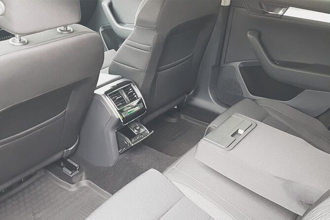 Bucharest to Otopeni Airport (Henri Coanda) - Private Transfer from - Car - Timing and Flexibility