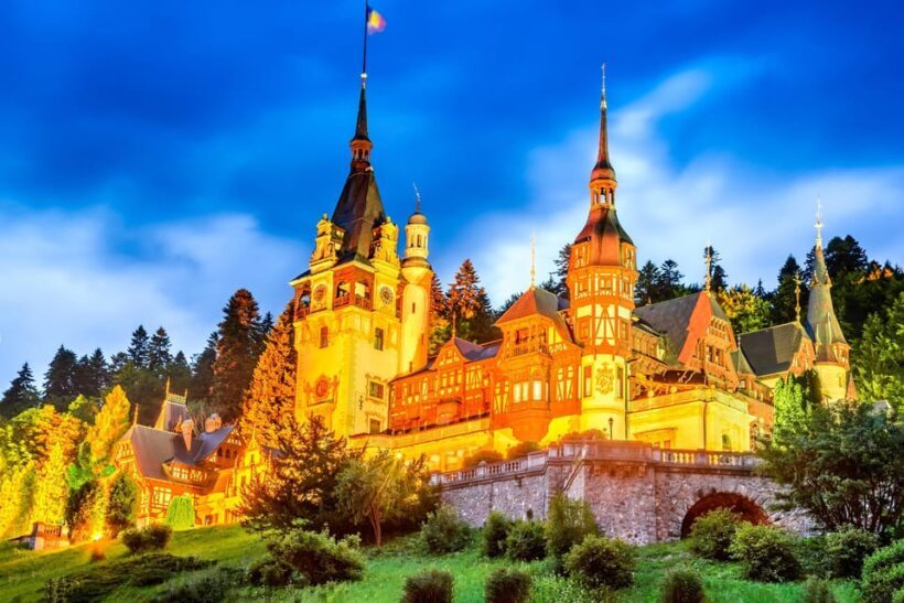 Bucharest : Wednesday, Dracula & Peles 3 Castles Tour 1 Day - Introduction
