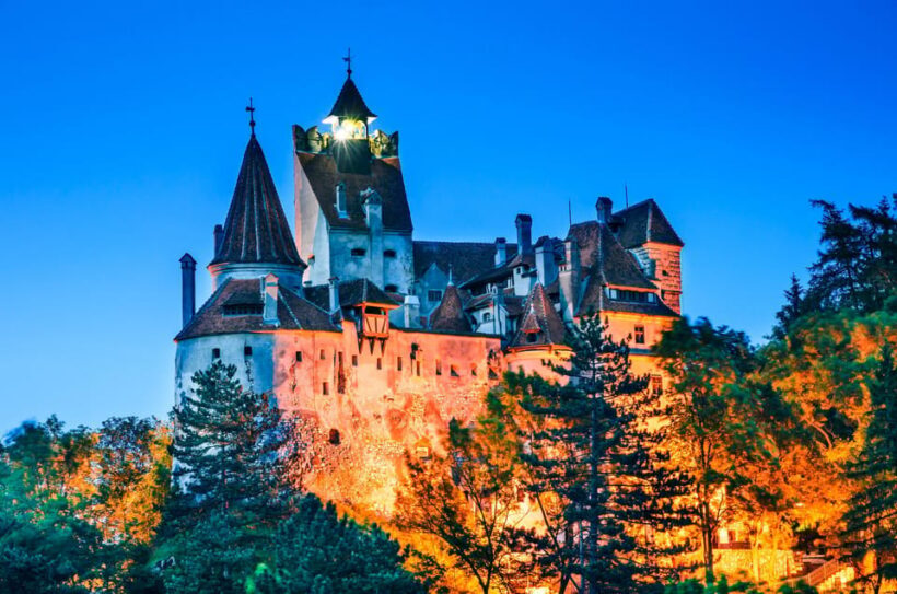 Bucharest : Wednesday, Dracula & Peles 3 Castles Tour 1 Day - Key Points