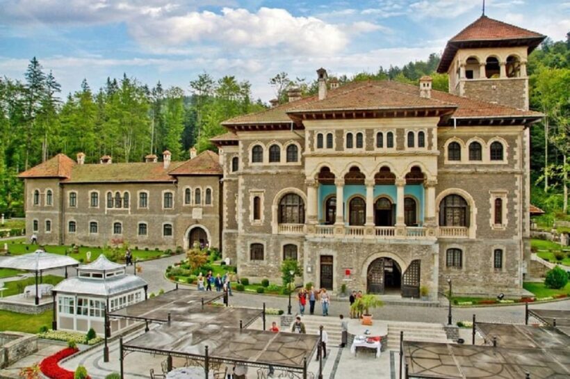 Bucharest : Wednesday, Dracula & Peles 3 Castles Tour 1 Day - Who Should Consider This Tour?