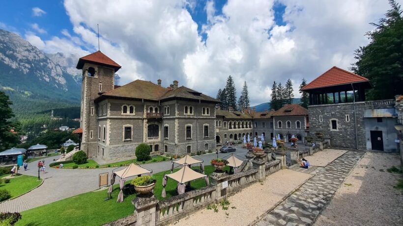 Bucharest : Wednesday, Dracula & Peles 3 Castles Tour 1 Day - FAQ