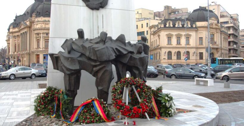 Bucharest's scars of Communism-half day private walking tour - An In-Depth Look at the Tour Experience