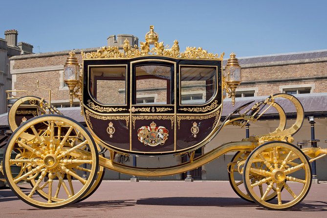 Buckingham Palace: Admission Ticket to the Royal Mews - Accessibility and Amenities