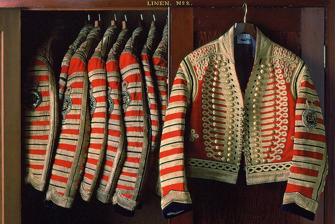 Buckingham Palace: Admission Ticket to the Royal Mews - Recommendations for Your Visit