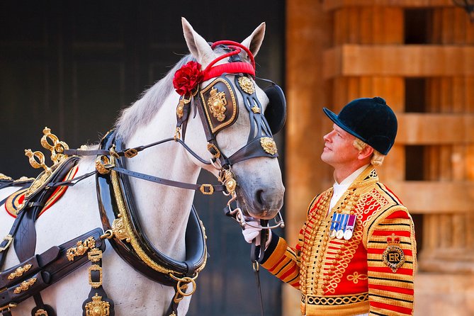 Buckingham Palace: Admission Ticket to the Royal Mews - Combining Your Visit With Buckingham Palace