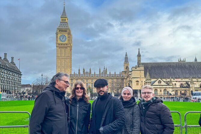 Buckingham Palace & Changing of the Guard Experience - Starting Point: Green Park