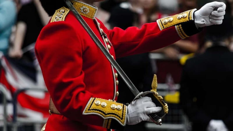 Buckingham Palace, Changing of the Guard Walking Tour - What’s Included and What’s Not