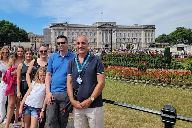 Buckingham Palace: Walking Tour With Entry & Audio Guide - Tips for a Smooth Experience