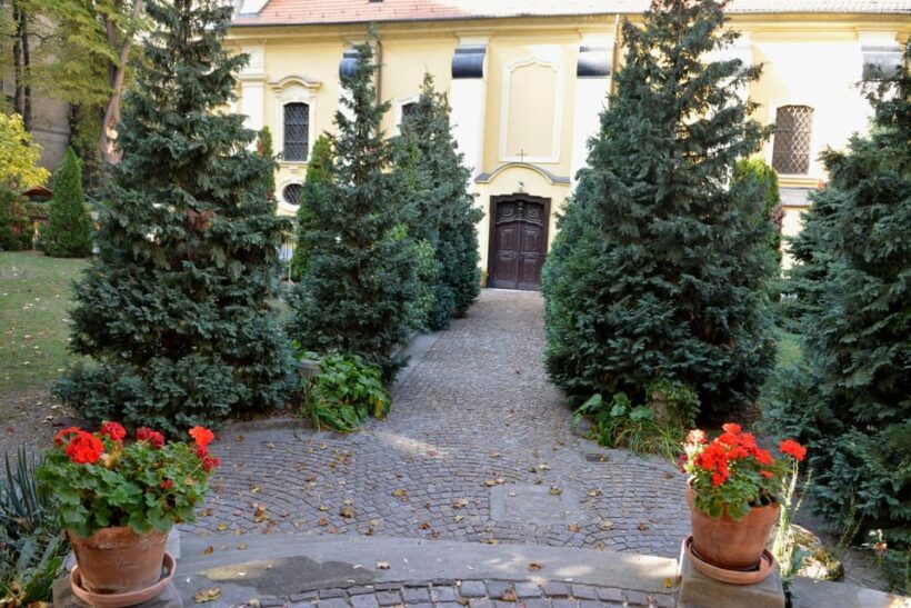 Budapest: 2.5-hour Hidden Sights Private Bike Tour - An In-Depth Look at the Tour: What to Expect