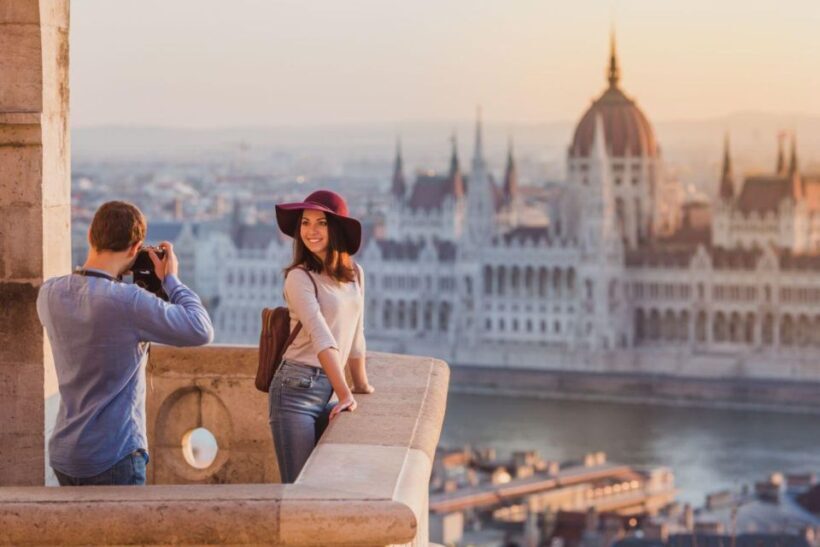 Budapest: 3-Hour Grand City Tour and Castle Walk - Transportation and Timing