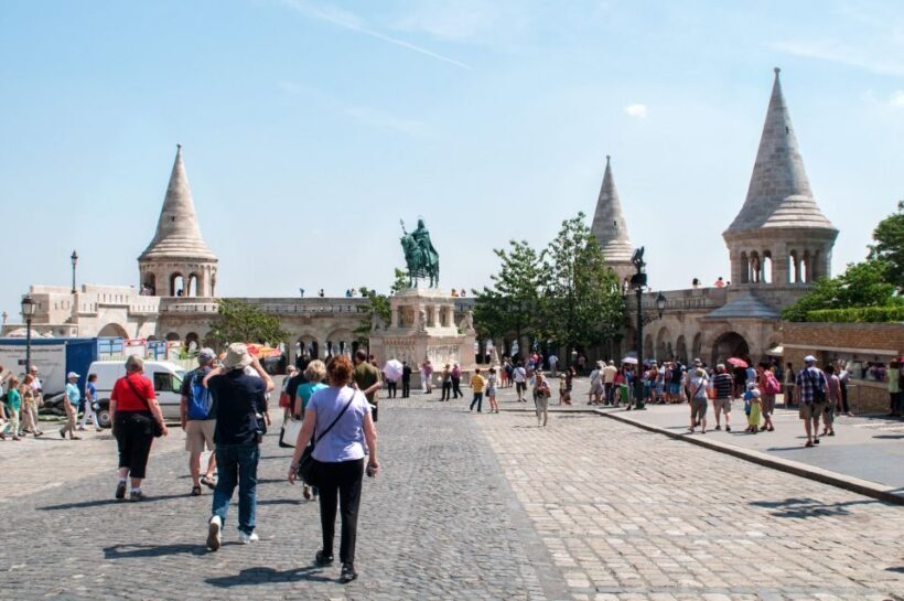 Budapest: 3-Hour Live Guided Sightseeing Tour - The Experience in Practice: What You’ll Really Get