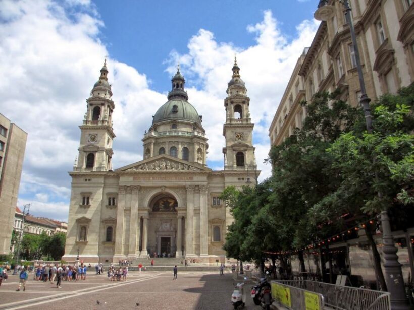 Budapest: 3-Hour Walking Tour of Pest with a Historian - Key Points