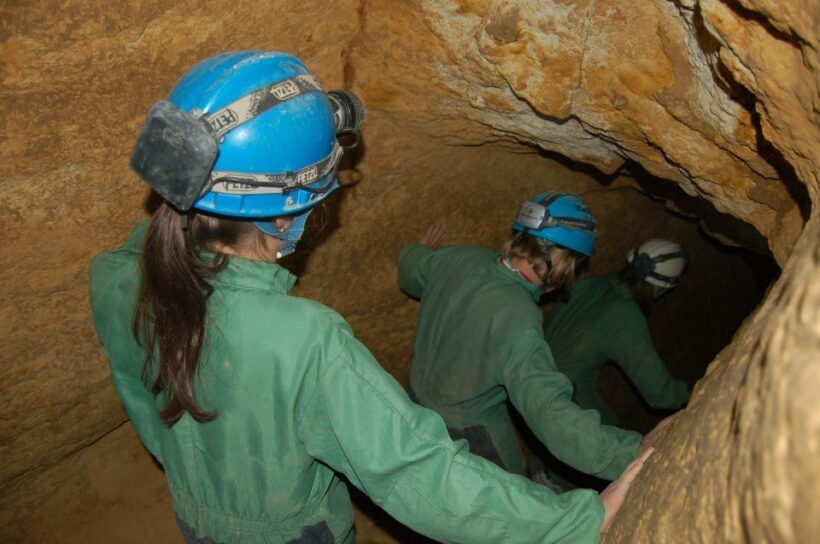 Budapest: Adventure Caving Tour with Guide - Authentic Opinions from Travelers