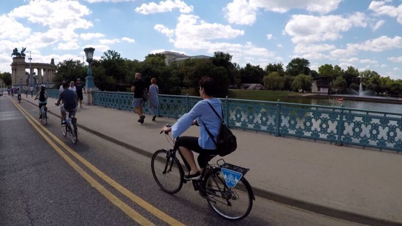 Budapest Bike Tour with a Hungarian Goulash - Who Should Consider This Tour