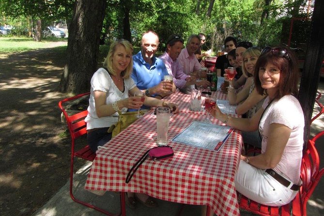 Budapest Bike Tour With Hungarian Goulash - Inclusions and Experience
