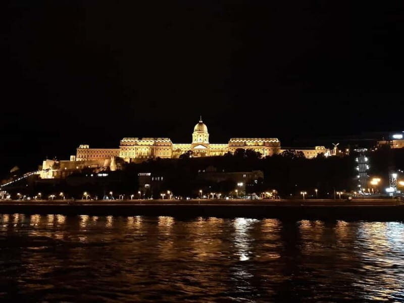 Budapest: Boat Cruise with Personal Guide and Drink - Planning & Practicalities