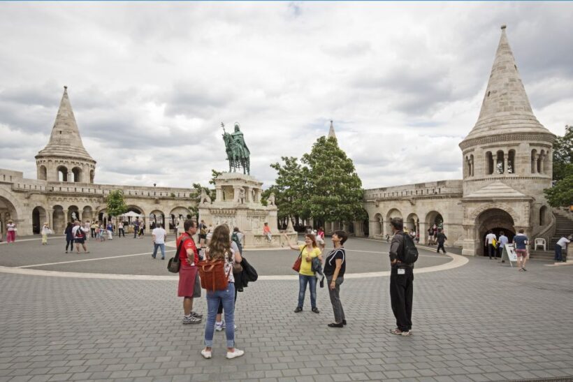 Budapest: Castle District Walk with Matthias Church Entry - What Guests Say