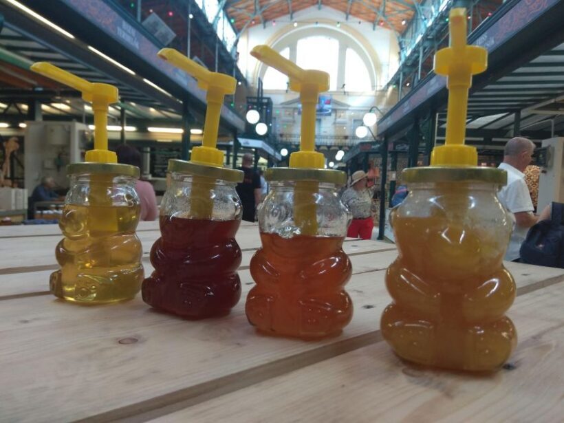 Budapest: Central Market Hall Guided Food Tour with Tastings - What’s Not Included and Considerations