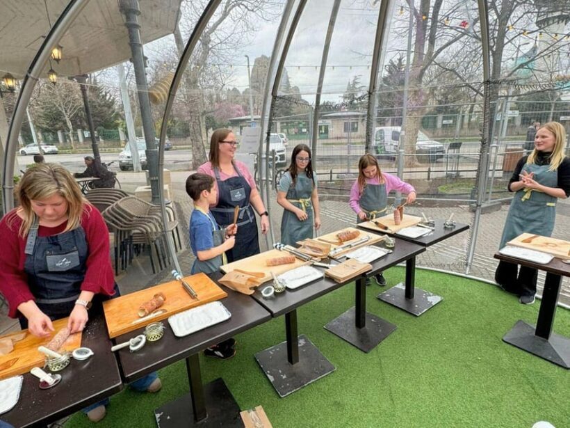 Budapest: Chimney Cake Workshop in City Park - Key Points