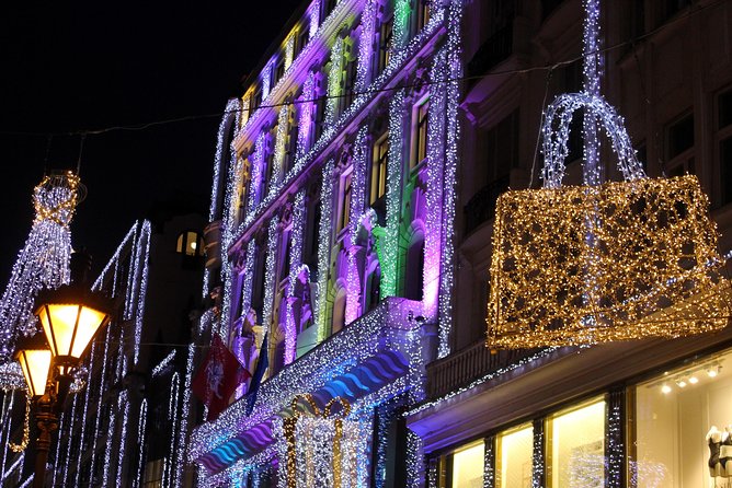 Budapest Christmas Walking Tour & Entry to St Stephens Basilica - Meeting & End Points