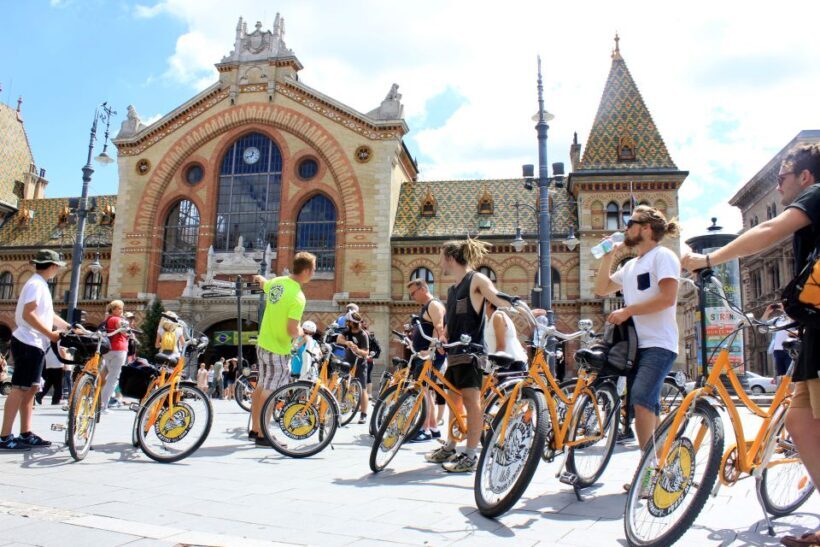 Budapest: City Bike Tour with Coffee Stop - What Makes This Tour Stand Out