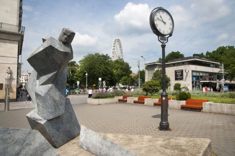 Budapest: City Center Walking Tour - Practical Details to Keep in Mind