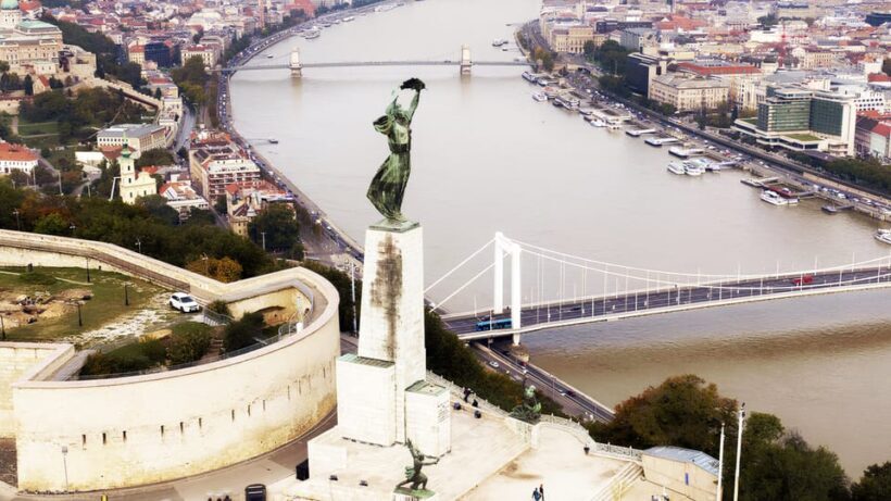 Budapest: City Highlights Walking Tour - Authentic Experience and Practical Tips