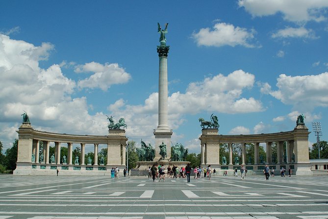 Budapest City Sightseeing Half-Day Tour - Transportation and Accessibility
