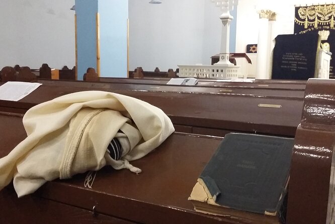 Budapest City Walk in Jewish Quarter - Accessibility and Tour Logistics