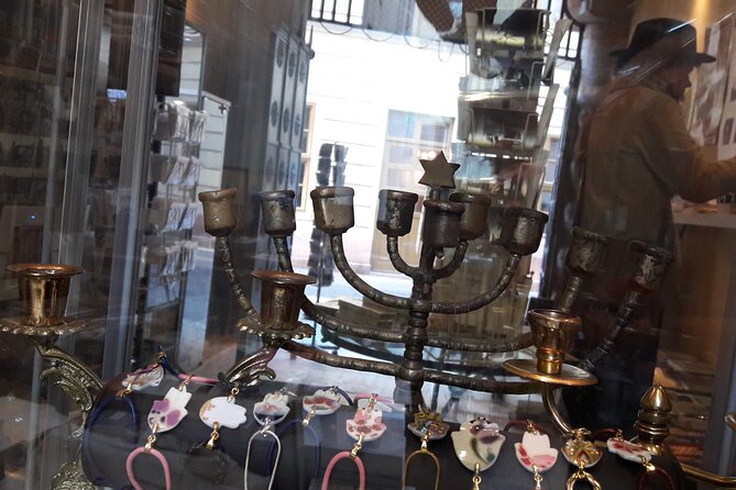 Budapest City Walk in Jewish Quarter - Traveler Experiences and Testimonials