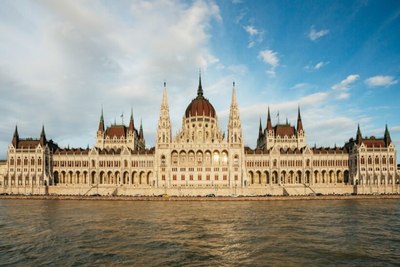 Budapest: Danube River City Lights Express Cruise - Authentic Insights From Travelers
