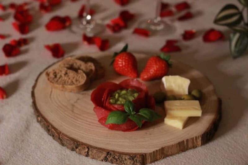 BUDAPEST, Day Spa : Couples Massage with Roses Bubble Bath - Practical Details and Considerations
