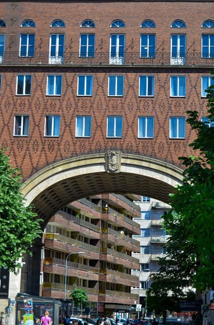 Budapest: Downtown Legends and Street Art Adventure - FAQ