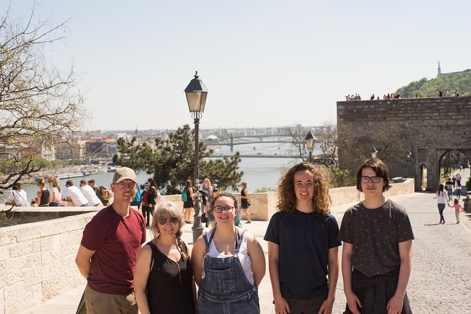 Budapest Essential Walking Tour&Traditional Hungarian Dessert - Accessibility and Participation