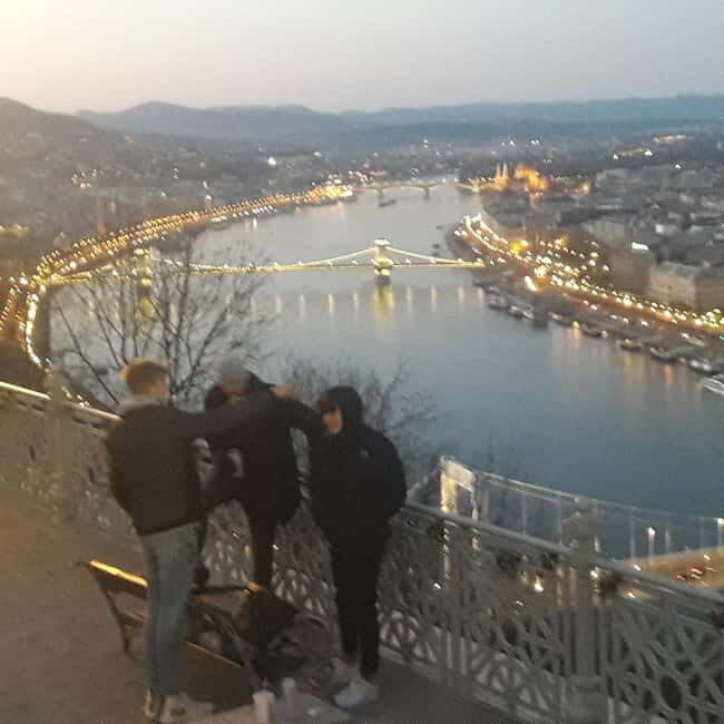 Budapest: Evening Castle Hill Tour with Fishermen's Bastion - An Honest Look at the Budapest Evening Castle Hill Tour