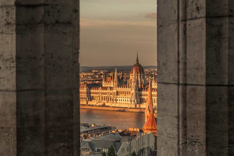 Budapest exploration for solo travelers with local companion - Who Is This Tour Best For?