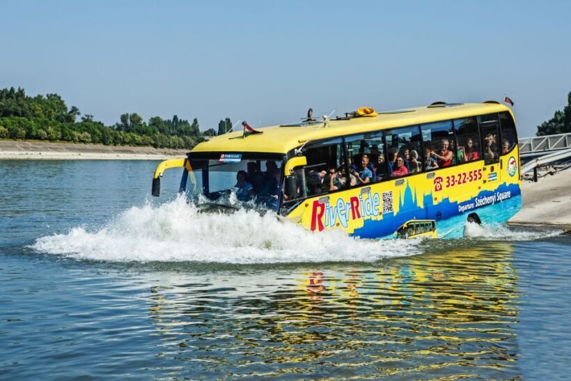 Budapest: Floating Bus Tour by Land and Water - Key Points