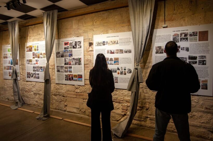 Budapest: Ghetto Wall Exhibition Tour with History Guide - A Close Look at the Tour Experience