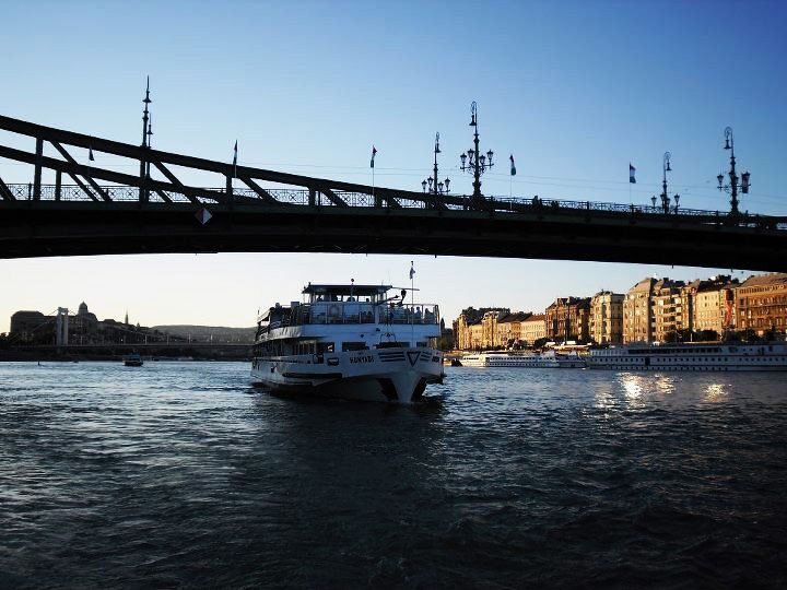 Budapest: Half-Day Highlights Small Group Private Tour - FAQ