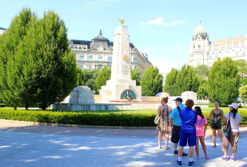 Budapest: Hammer & Sickle Communism Walking Tour - What You Can Expect on This Tour