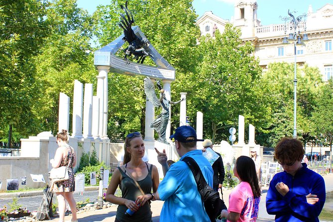 Budapest Hammer & Sickle Communist Times Tour - Artifacts and Memorials