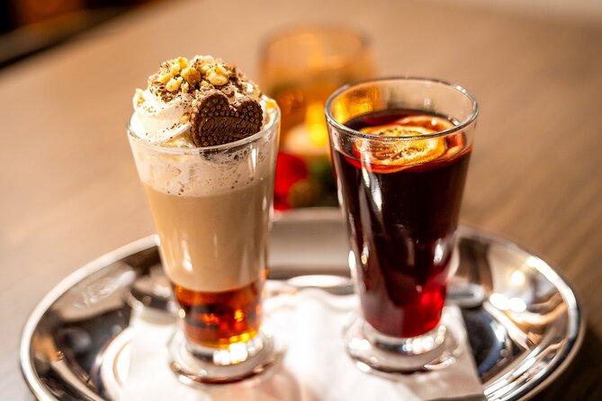 Budapest: Historic Cruise With Welcome Drink - Navigating the Scenic Waterways of the Danube