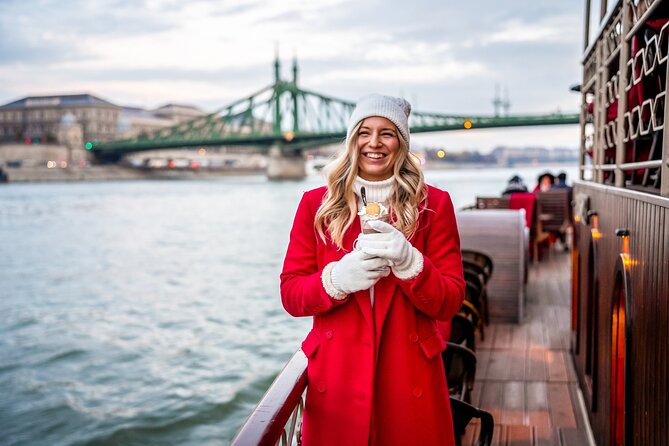 Budapest: Historic Cruise With Welcome Drink - Elevating the Cruise Experience With Thoughtful Touches