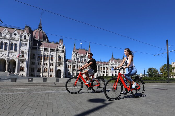 Budapest: Historic Downtown Ride on E-Bicycles Buda & Pest - Guided Insights and Historical Context