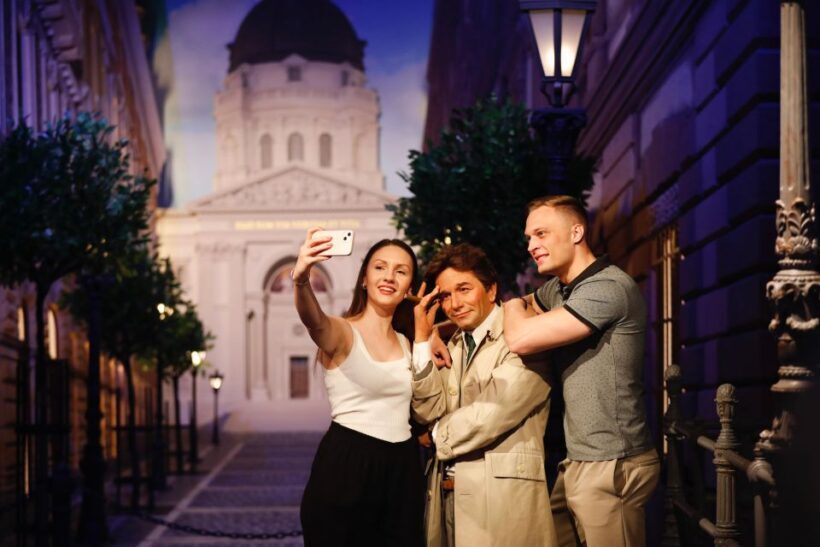 Budapest: Madame Tussauds Entry Ticket - The Experience: A Detailed Walkthrough